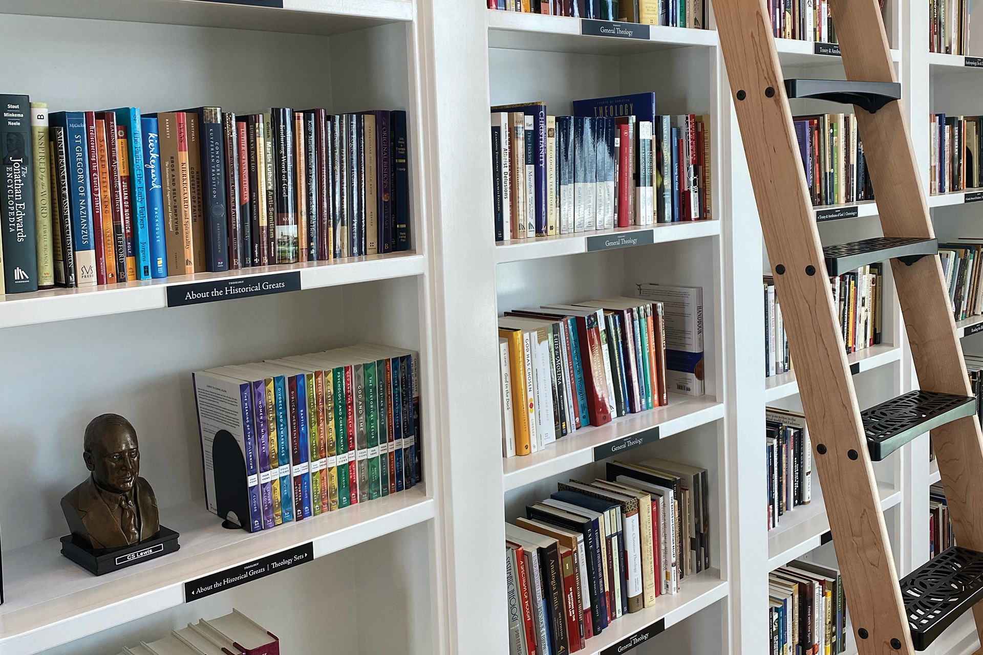 Lewis House Scholars – Lewis House